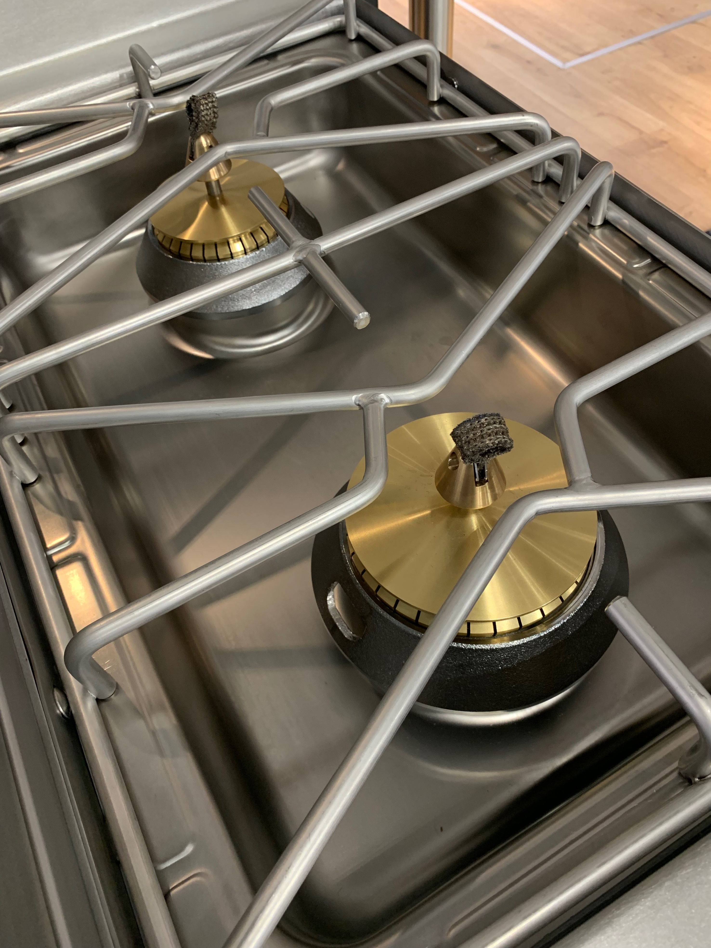 ROSINOX-FRIGINOX : Paolo Pescatori passe le relais à Damien Bertignon